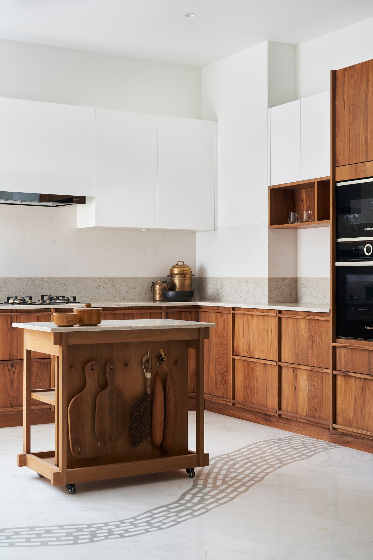 YinjiSpace - Amoeba Design x The Stream House